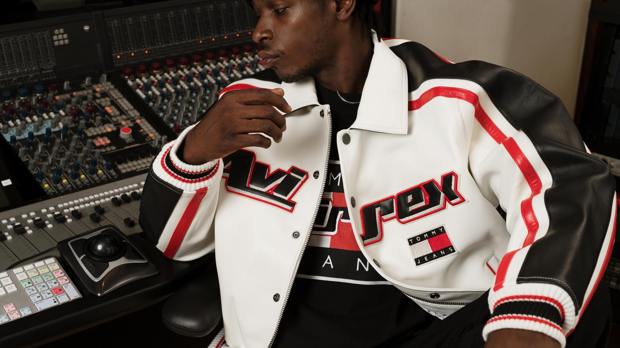 Tommy Hilfiger x Avirex: tutto sulla collab tra leggende Hip Hop ...