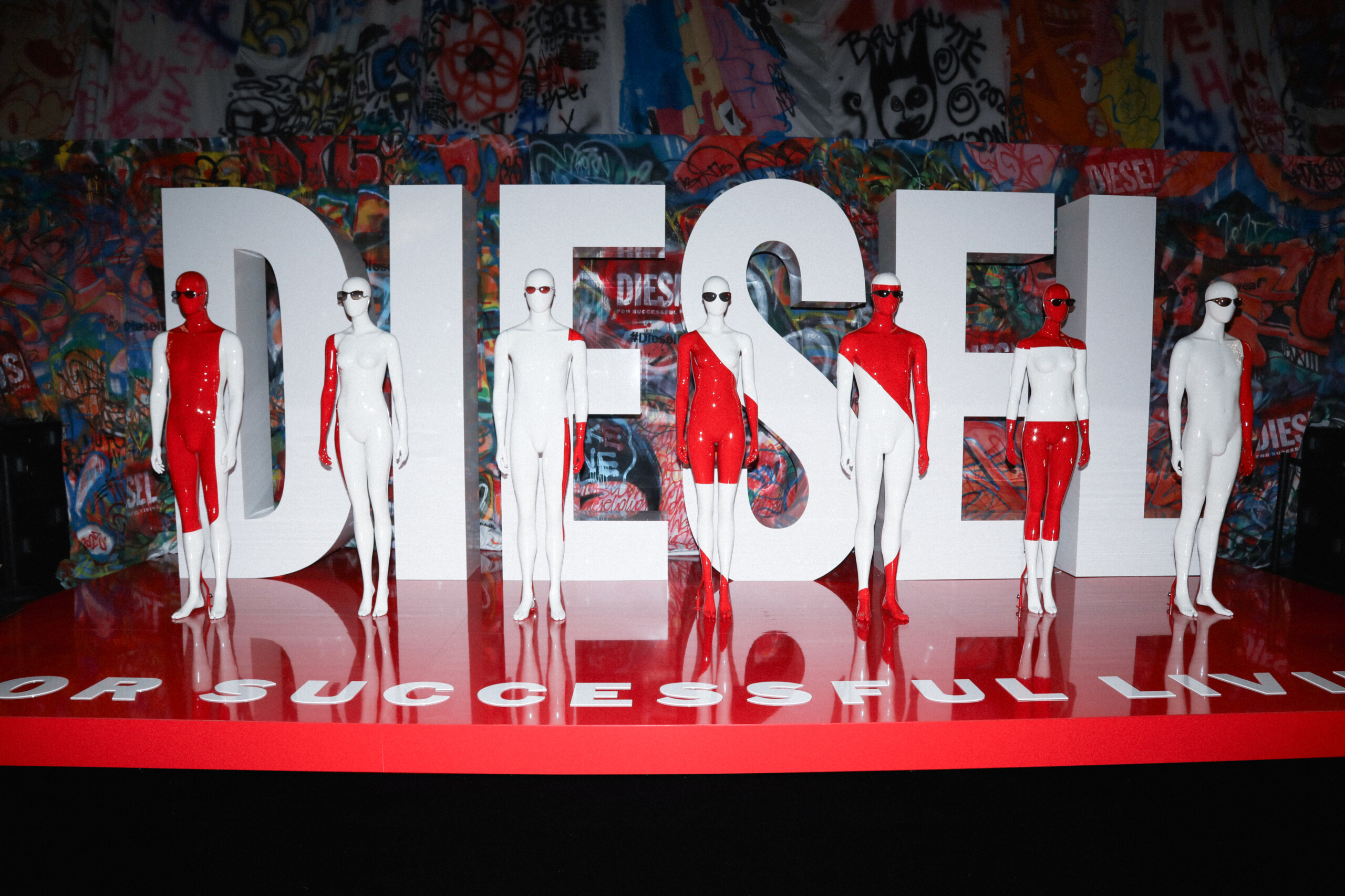 Diesel eyewear: il lancio della nuova collezione durante la Milano ...