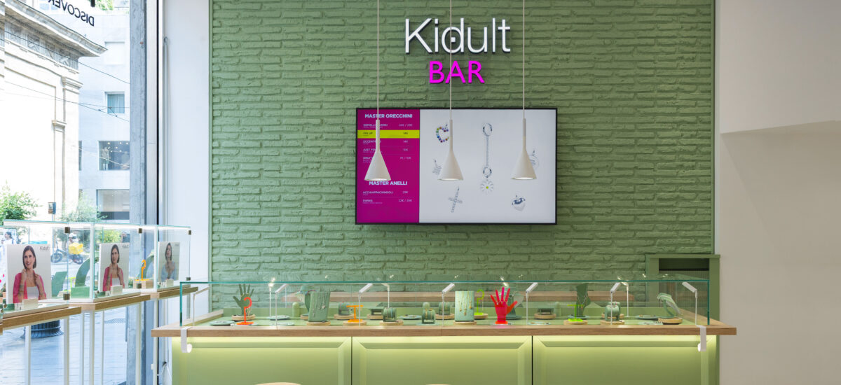 A Milano il primo Kidult Bar: gioielli personalizzati e nuovi linguaggi ...