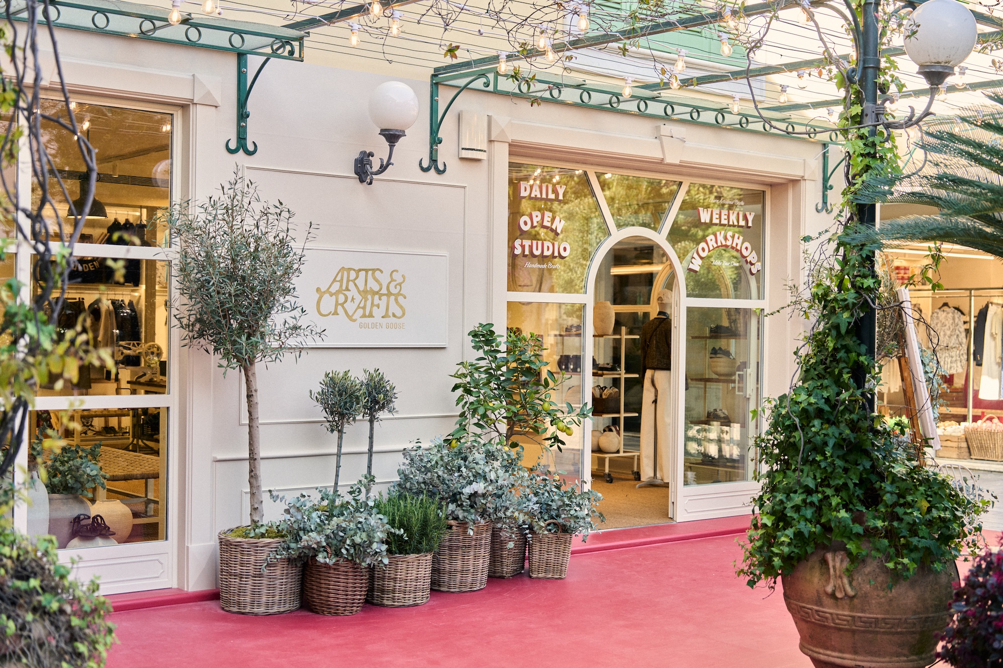 Golden Goose: la nuova Frutteria a Forte dei Marmi - Fashion Times